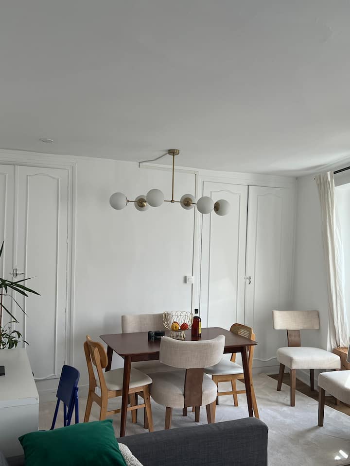 Cosy Apparemment In Montmartre - France