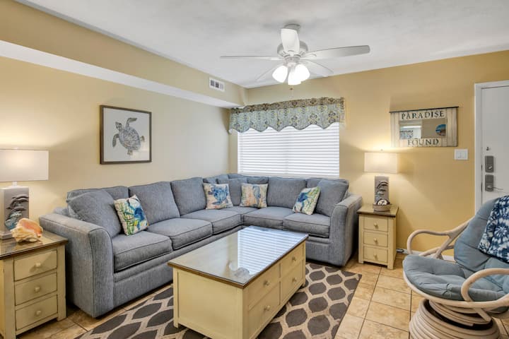 2 Bed Bayside Townhome With Pool - Ocean City, MD