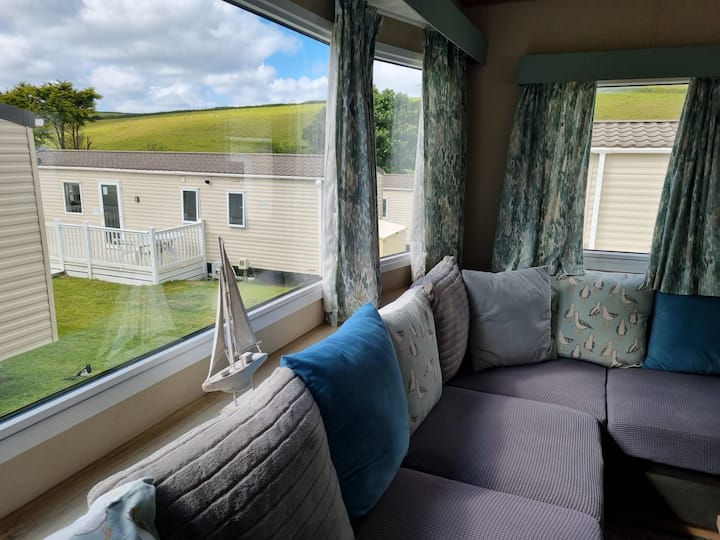 Caravan In Newquay Holiday Park! - Cornwall