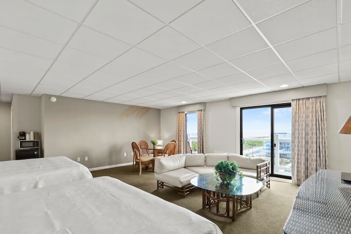 Aloha!
Welcome To The Waikiki!
G2 - Wildwood, NJ