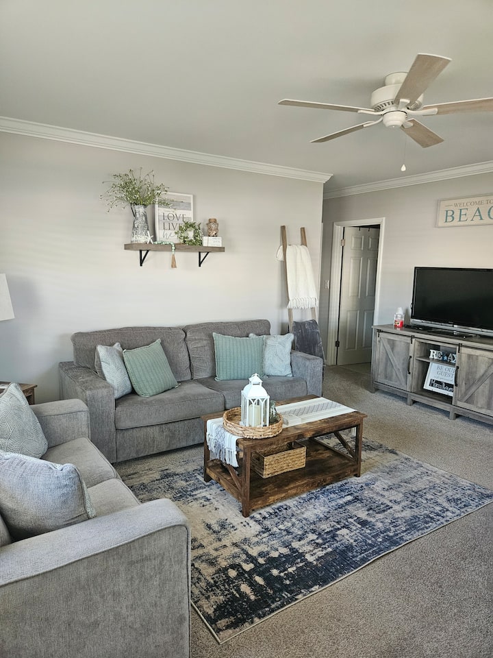 Lovely 2br Condo Marco Island - Marco Island, FL