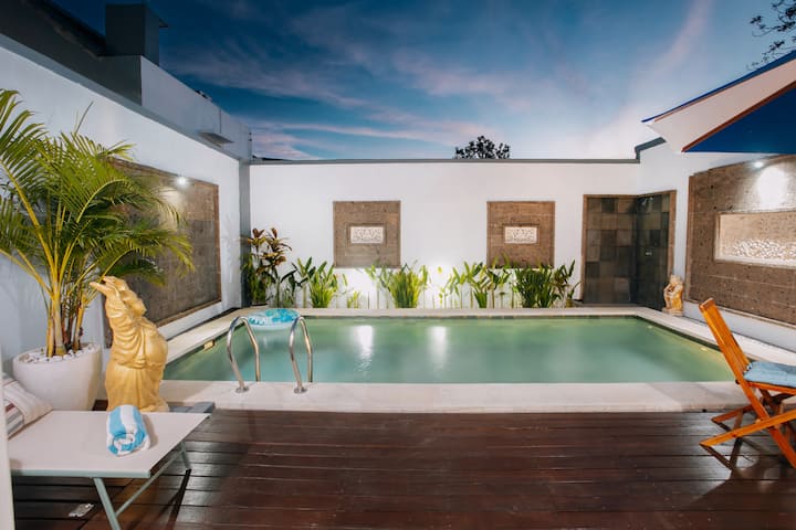 House In The Bush - Bualu