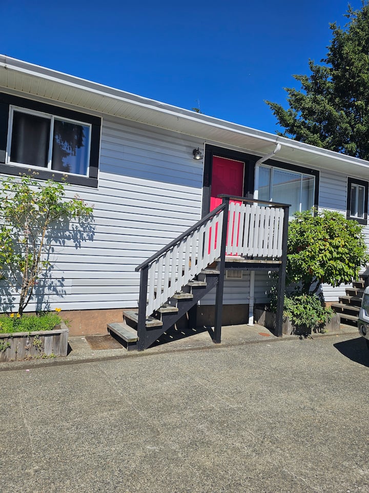 A Tranquil Stay On The River! Unit 42 - Campbell River