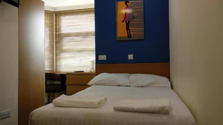 Oyo Wave Crest Hotel Superior Quad Suite - Blackpool