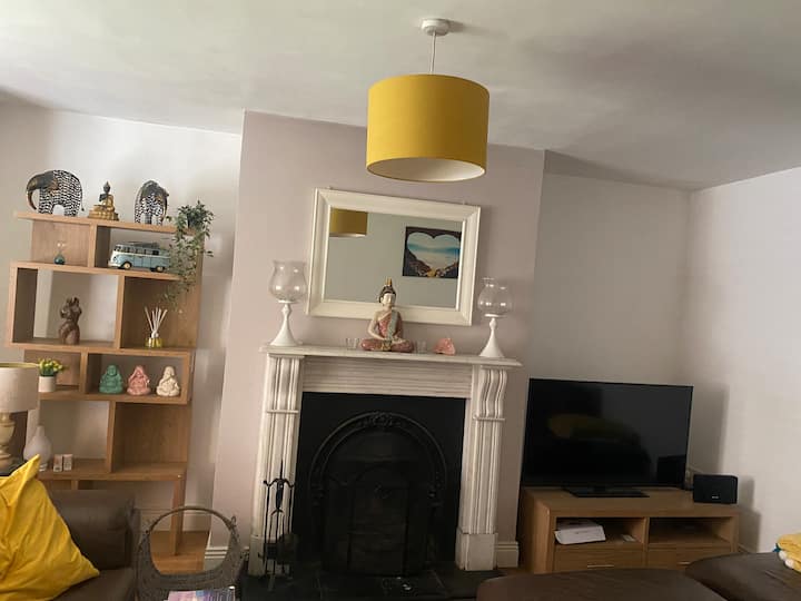 Spacious Cosy 3 Bedroom Home - Macroom
