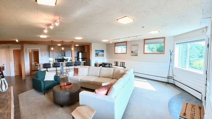 A Charming Westside Ranch House - Calgary