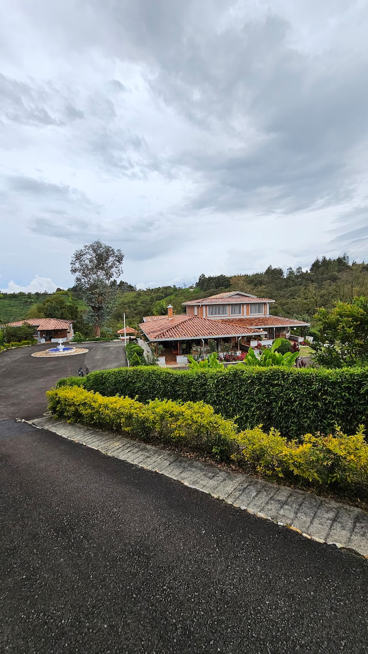 Finca Con Jacuzzi A 5 Min Del Aeropuerto - Guarne - Guarne