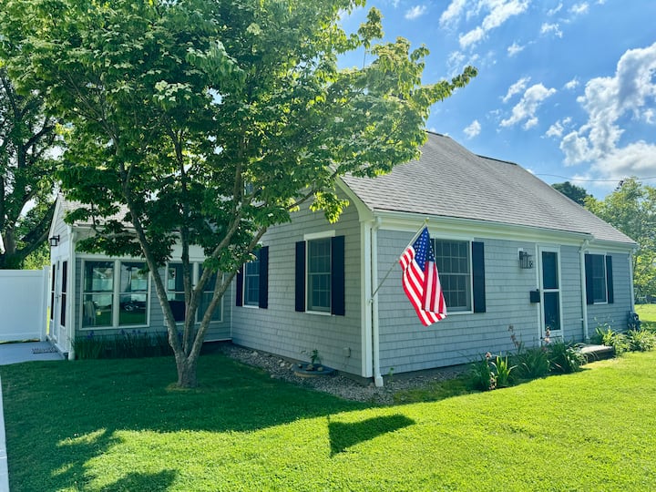 Walk To Beach/main St, Ac - Woods Hole, MA