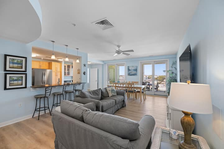 New! Oceanfront Sanctuary Triton's Treasure 3 Bd - Virginia Beach, VA