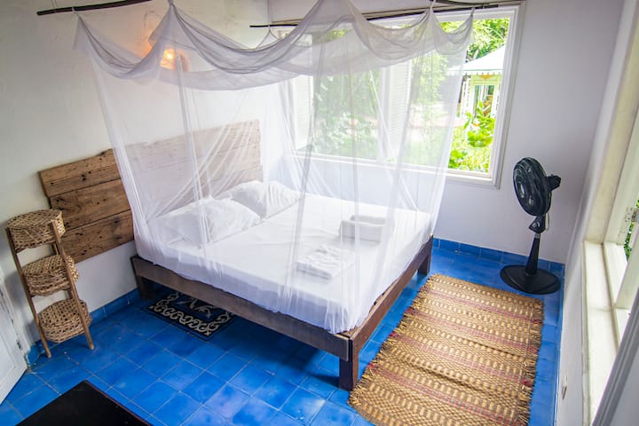 Habitación Doble Con Baño Compartido - Islas del Rosario