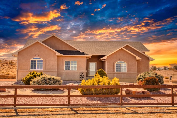 Pueblo Lake /Pikes Peak Home - Pueblo West, CO