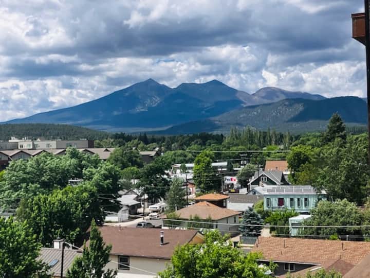 Brand New Condo With Mountain Views - 플래그스태프