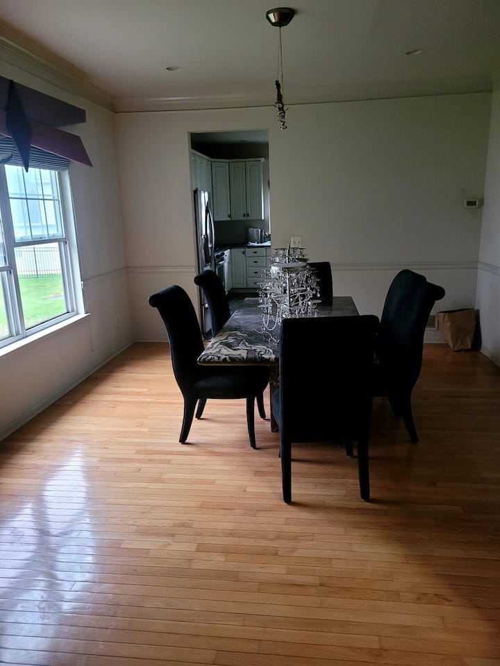Private Room In Hamilton Twp. - Allentown, NJ