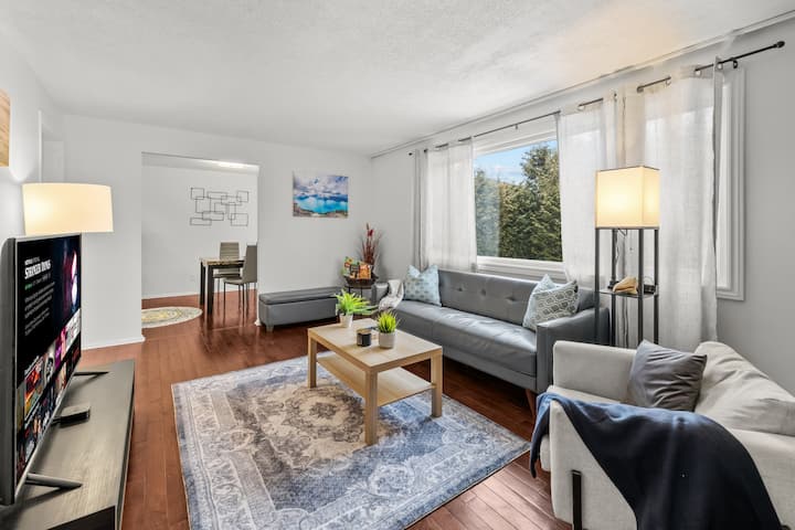 Spacious 4br Home In Ottawa- 13 Mins To Dt/airport - Ottawa