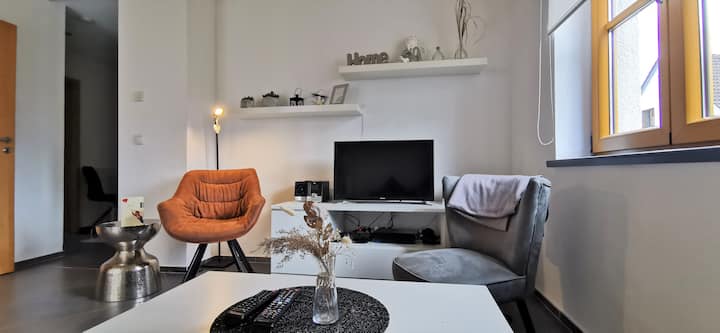 Modern Apartment With 2 Bedrooms, Fully Equipped - Bensheim