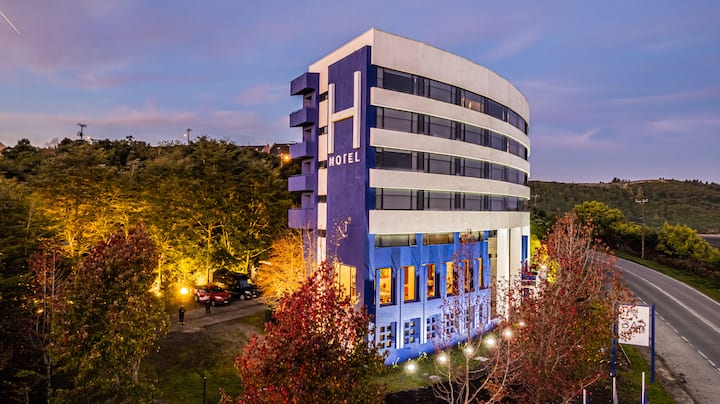 Gran Hotel Versalles - 