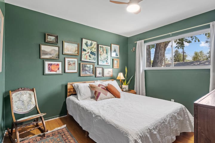 Quiet, Cozy Entire Home -Close To Everything! - Colorado Springs, CO