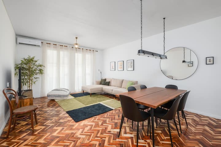 Ver City - Host & Chill® - Ponta Delgada