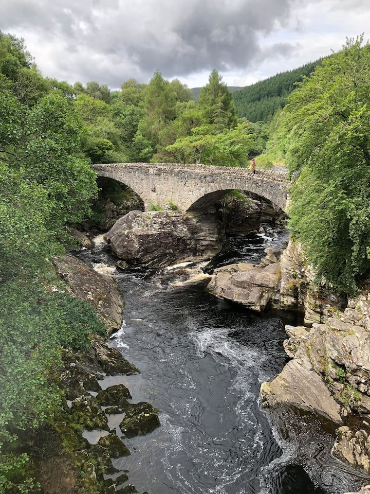 Cloggies At Invermoriston. - Loch Ness