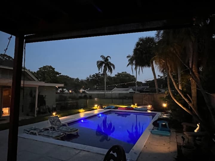 Pool Side Paadise - Sanford, FL