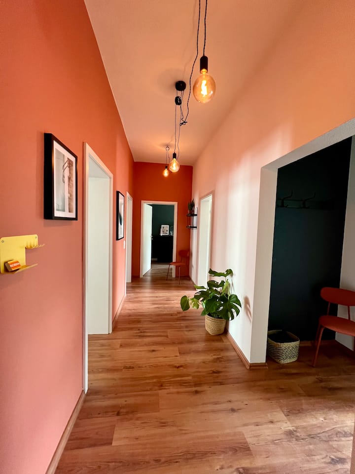 Atelier Noé. Artistique. Calme. Central.+petit-déj - Chemnitz