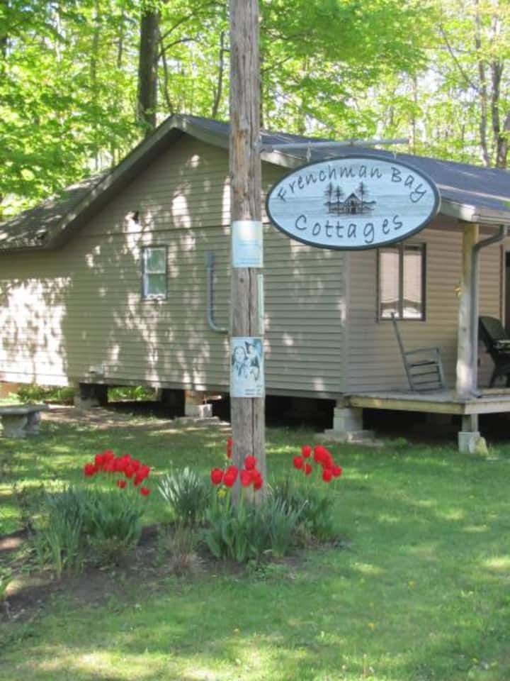 The Cottage - Sauble Beach