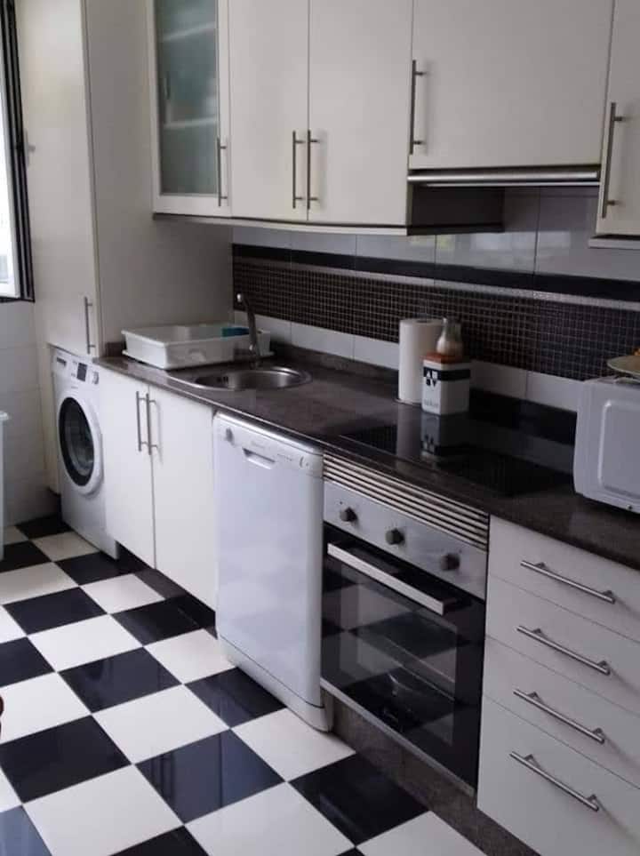 Apartamento De Dos Habitaciones - Puentedeume