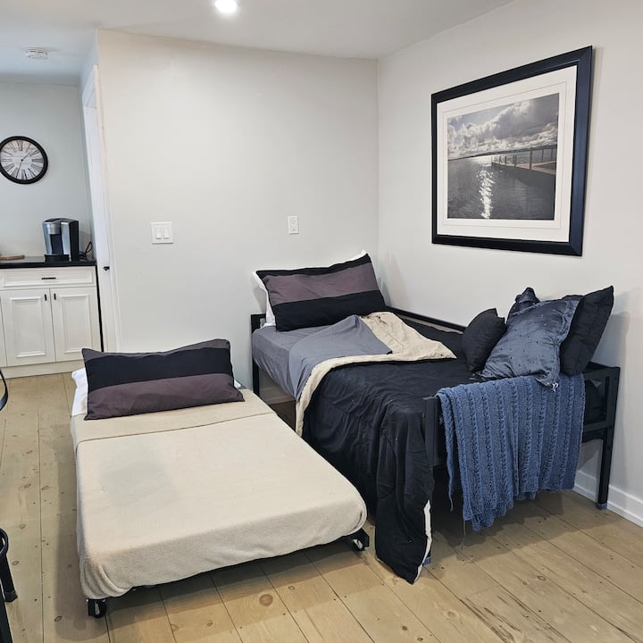 Rustic Retreat - Wasaga Beach