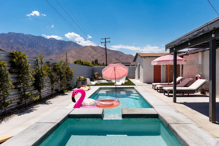 Vista Del Sol: Mid-century Boho Oasis & Game Room - Palm Springs, CA