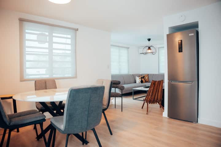 Iconic Home/ 14 Guests/ 6 Rooms / 2 Bathrooms - San Juan