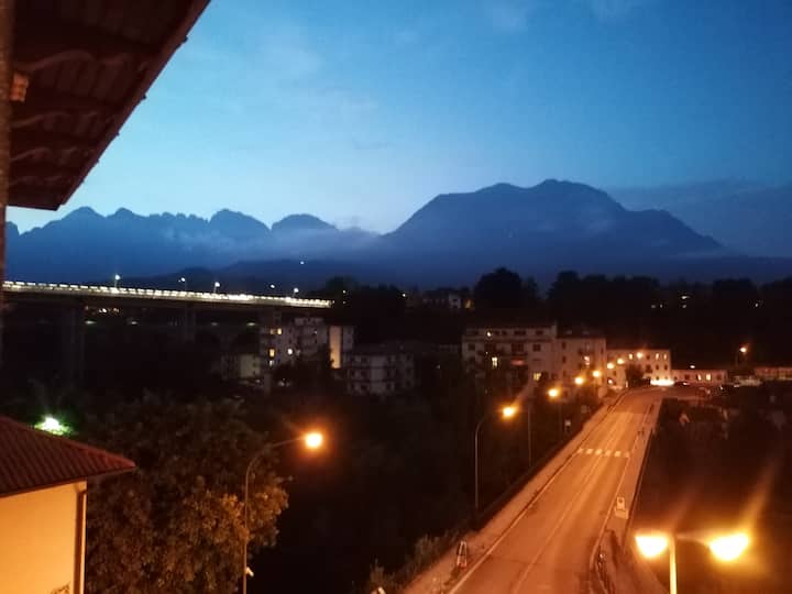 Belluno Sguardo Sulle Dolomiti - Belluno