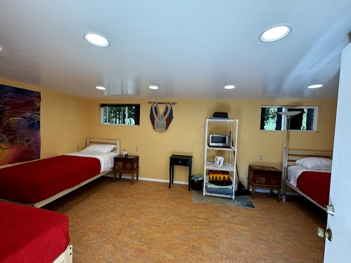 Sunrise Dorm - Gualala, CA
