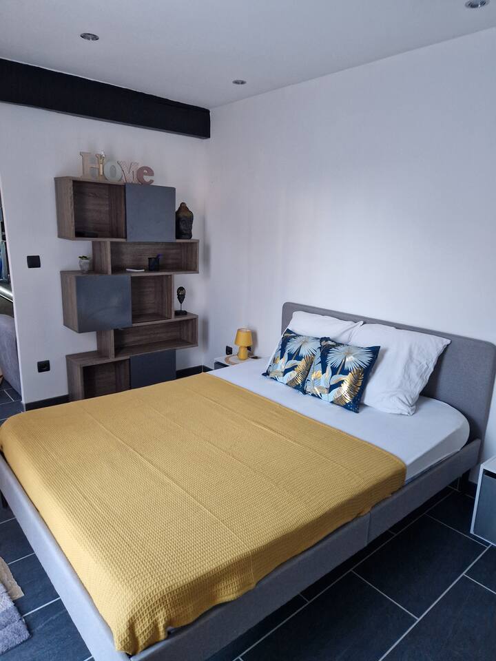 Studio Vacances 2 Pers. - Saint-Amand-Montrond