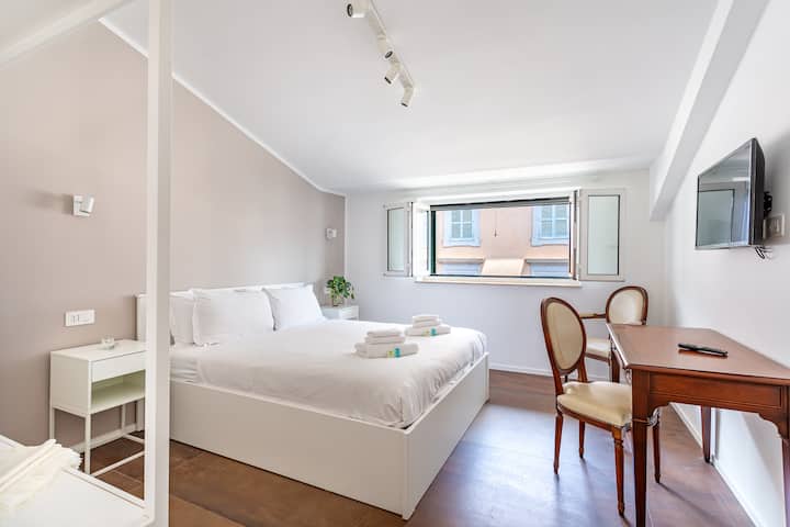 Iflat | Bright Brand New 2-bedroom Apt In Monti - Rome