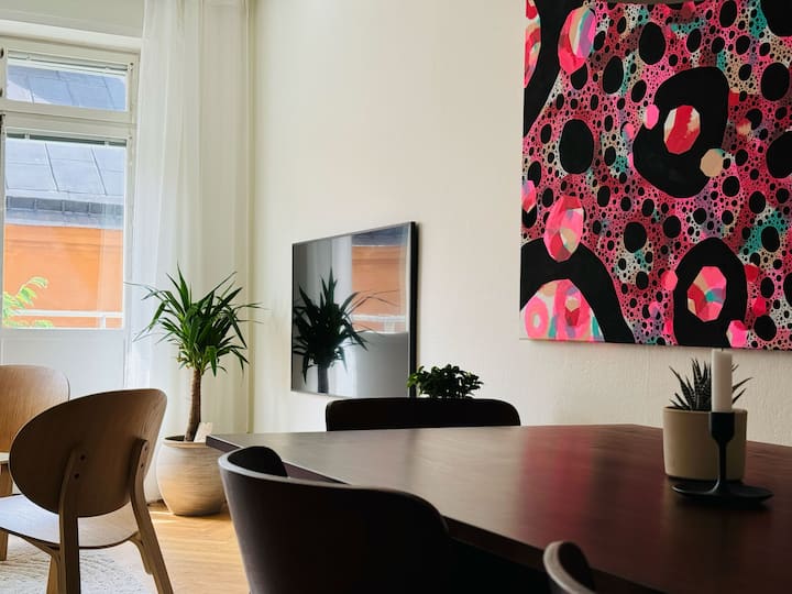 Unique Apartment And Art Gallery - Stockholm