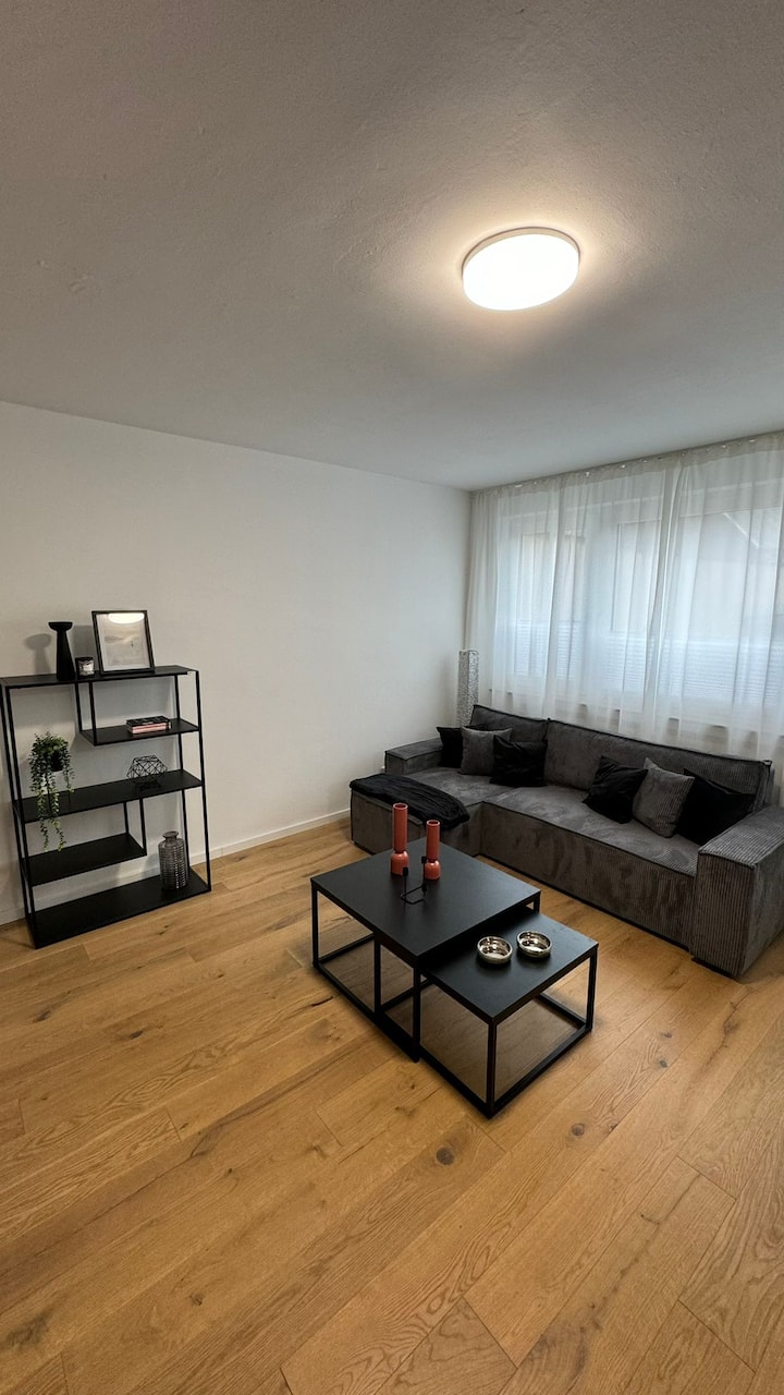 Wunderschöne 2- Zimmer Wohnung - Colonia