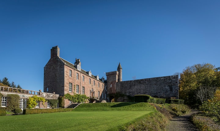 Airlie Castle - Blairgowrie