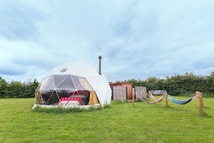 Geodesic Dome With Outdoor Bath - Bridgwater