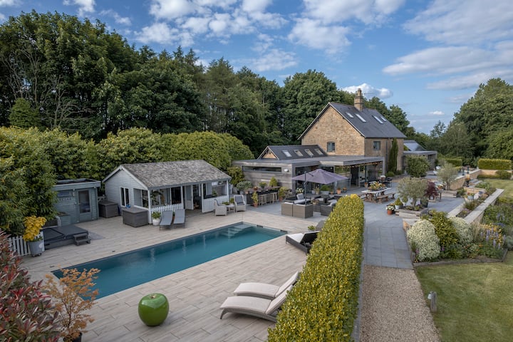 Cotswold Meadow - Chipping Norton