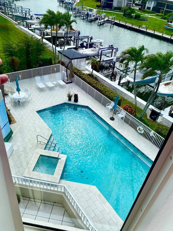 Paradise On The Water - Marco Island, FL