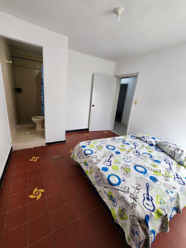 Habitación En Excelente Ubicación (#1 De 4) - Bucaramanga