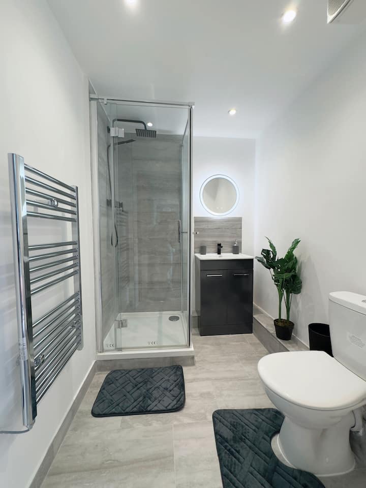 Modern Luxury London - Botany Bay - London