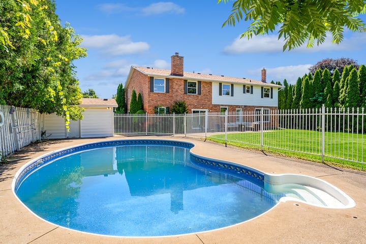 Luxury Villa With Private Pool - Niagara-on-the-Lake