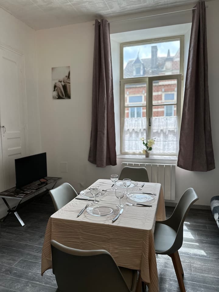 Spacieux Et Lumineux Appartement En Centre Ville - Givet