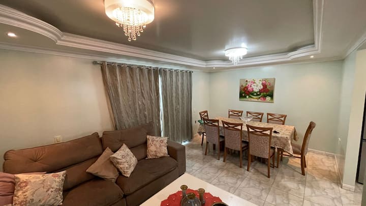 Casa Para Locação De Temporada - Bombinhas