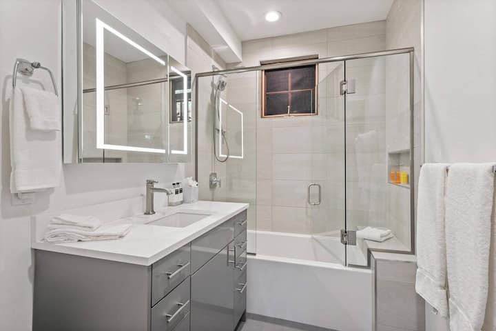 1 Bedroom Condo, Aspen Core, Pool, Hot Tub! - Aspen