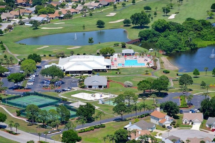 Golf / Gated / Ventura C. Club - Orlando