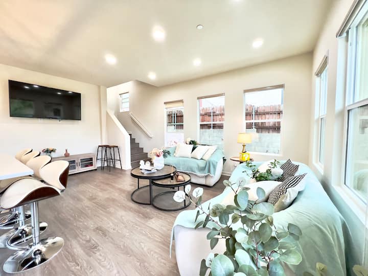 (Fire Support) New Alhambra 3b3b Decent Townhouse - San Gabriel