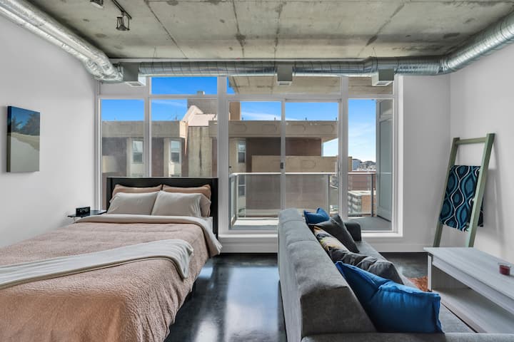 Industrialstylebach*freeparking*5min>17thave - Calgary