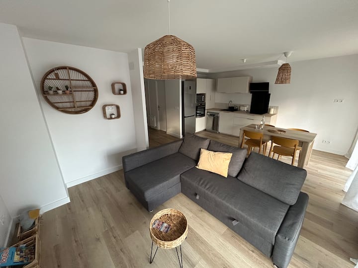 Appart Spacieux à 7 Mn De La Mer - Cannes